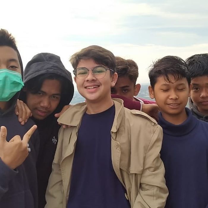 Bikin Pangling, Potret Terbaru Baim Cilik Sukses Curi Perhatian Netizen ...