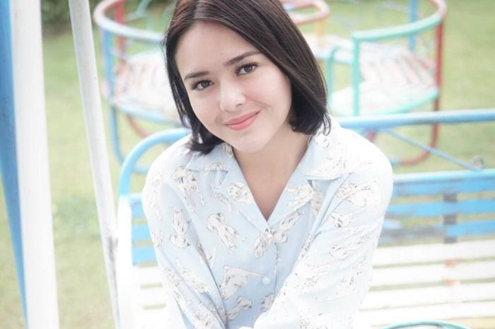 BERITA TERPOPULER: Amanda Manopo Bikin Netizen Salfok Gegara Pamer Foto ...