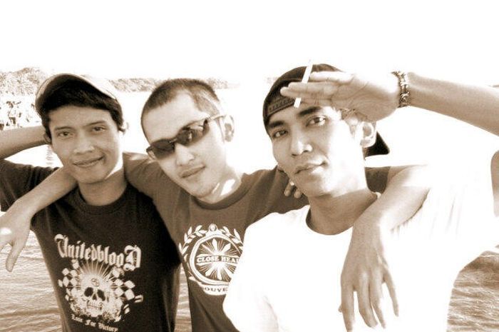 Nostalgia, Ini Dia 5 Rekomendasi Band Pop-Punk era 90-an asal Bandung ...