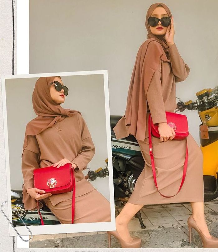 Inspirasi Mix and Match Hijab dengan Rok Span Ala Lindakayhz, Dijamin ...