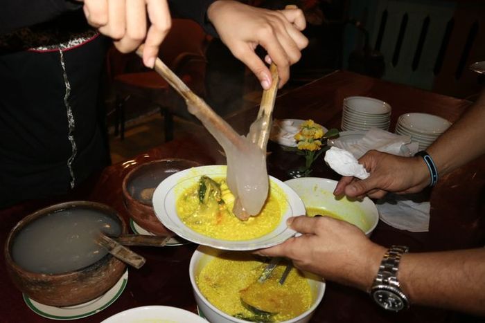 Enak dan Unik, Ini Makanan Bergizi Khas Tanah Papua yang Bernama Papeda ...