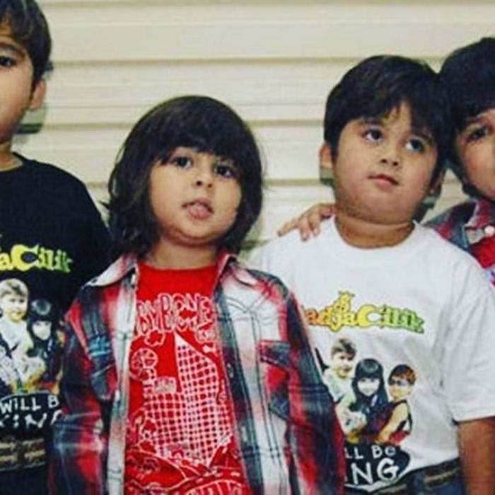 Lagu Mengapa Semua Menangis Viral, Intip Glow Up Baim yang Kini Sudah ...