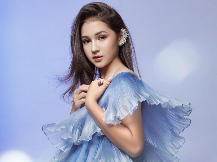 Bak Model Profesional, Inilah Potret Sandrinna Michelle Artis Muda yang ...