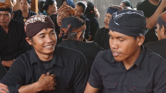 Kenapa Bahasa Jawa Bisa Terbagi Ngoko, Krama Madya, dan Krama Inggil ...