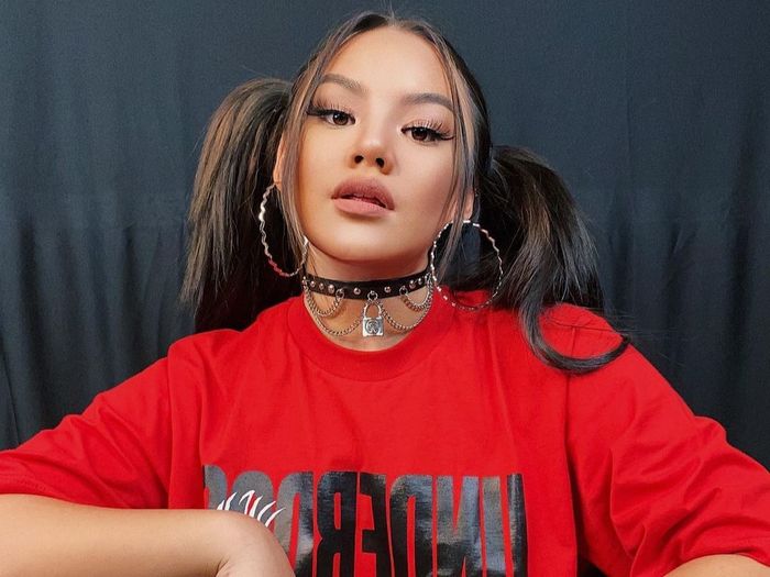 Dikenal Tomboy dengan Gaya Outfitnya, Ini Potret dan Fakta Menarik di ...