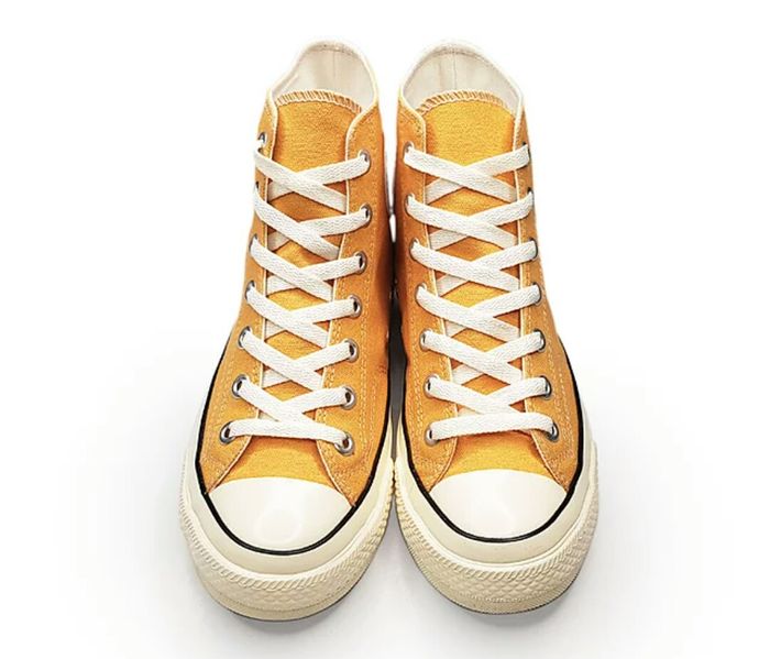 5 Rekomendasi Sneakers High Brand Lokal Warna Kuning di Bawah 300 Ribu ...
