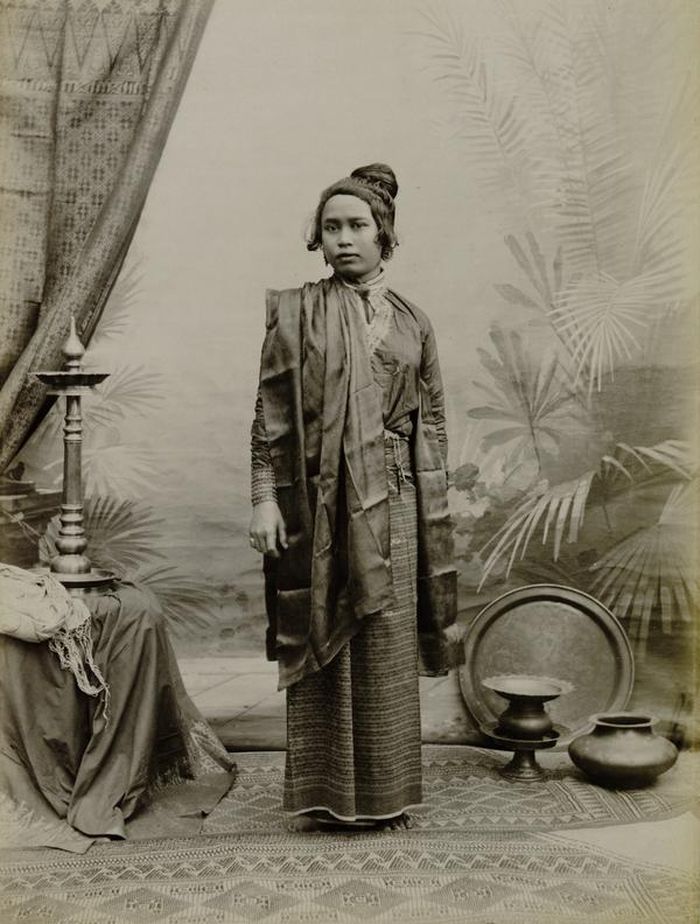 Busana Perempuan Aceh Masa Lalu, Benarkah Cut Nyak Dien Berhijab ...