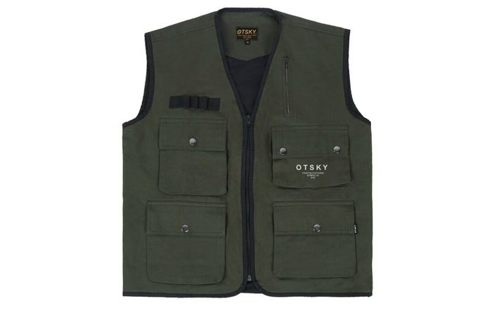 5 Rekomendasi Vest Brand Lokal Warna Hijau dengan Harga Terjangkau ...