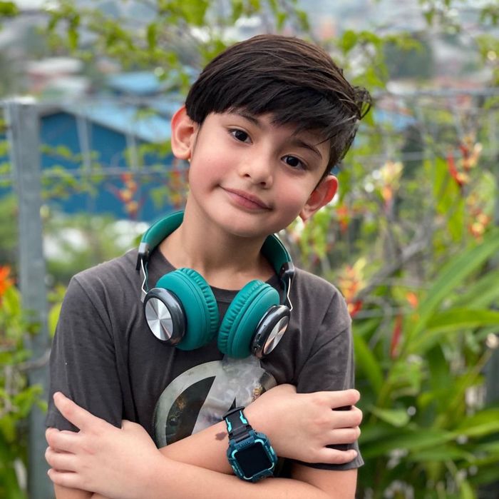 Jarang Tersorot, Ini Sederet Potret King Faaz yang Mirip dengan Aktor ...