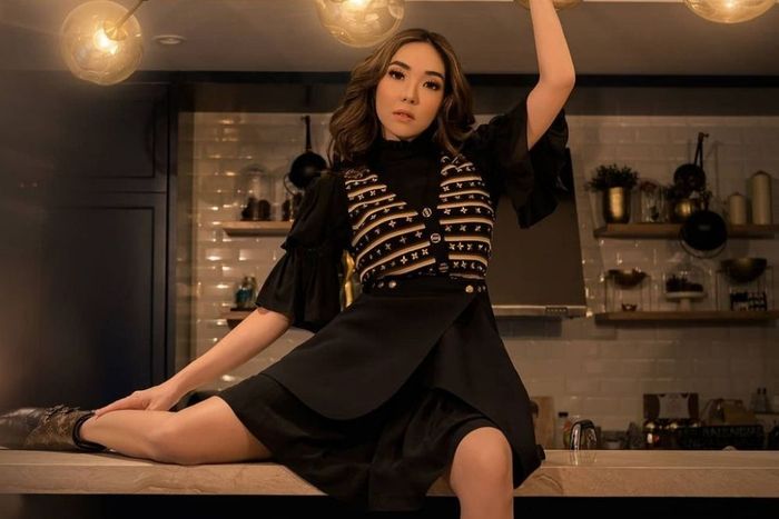 Lihat Perubahan Wajah Gisel Dulu dan Sekarang, Dagunya Makin Lancip ...