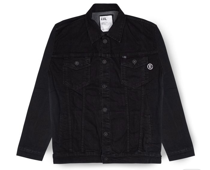 5 Rekomendasi Jaket Denim Brand Lokal Warna Hitam Harga Terjangkau - Hai