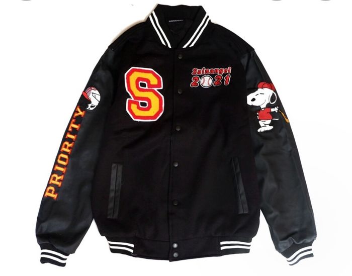 5 Rekomendasi Jaket Varsity Brand Lokal Warna Hitam Harga 300 Ribuan - Hai