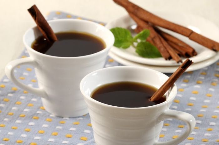 Wajib Dicoba, Ini Resep Sederhana Teh Rempah yang Cocok Dinikmati Malam ...