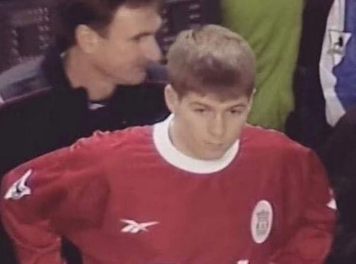 Profil Steven Gerrard Legenda dari Liverpool Football Club, Pahlawan di ...