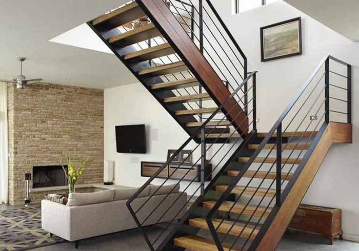 Sesuaikan Struktur Tangga dengan Luas dan Desain Rumah agar Aman dan ...