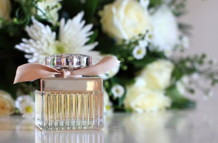 5 Aroma Parfum Ini Bisa Bikin Tampilan Kita Jadi Tambah Anggun, Lho ...