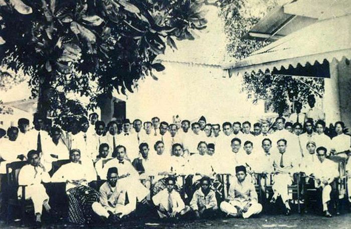 Retorika Yamin: Sejarah Adalah Kunci Semangat Kongres Pemuda - National ... Retorika Yamin: Sejarah Adalah Kunci Semangat Kongres Pemuda - National ...