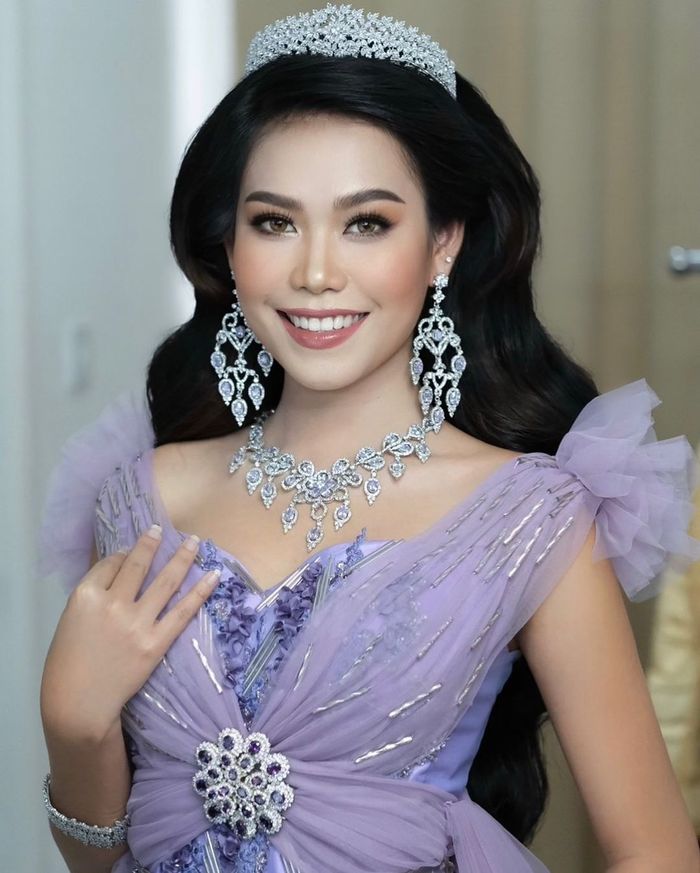 Manis! Ini Pesona Wakil Kamboja di Miss Universe 2021, Ngin Marady ...