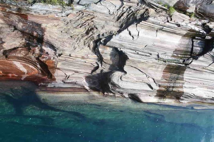 Mengenal Palung Laut: Ciri-Ciri dan 7 Palung Terdalam di Dunia - Semua ...