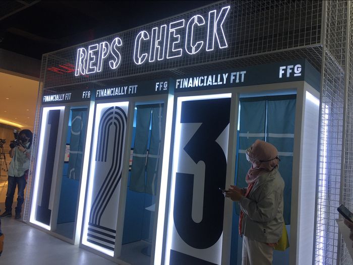 Pertama di Indonesia! Kantor Cabang Bank Mengadopsi Konsep Gym dari ...