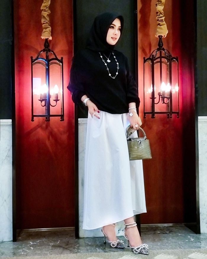 5 Koleksi Jam Tangan Mewah Milik Selebriti Tajir Sekelas Syahrini Yang Harganya Capai Miliaran