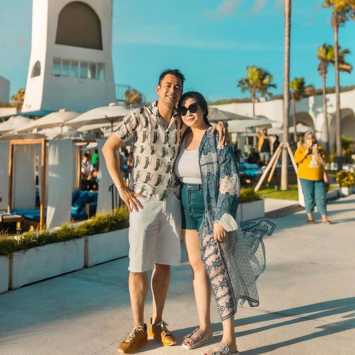 Takut Kepanasan, Nagita Slavina Pakai Topi Mewah yang Harganya Bikin Syok Netizen: Udah Mehong ...