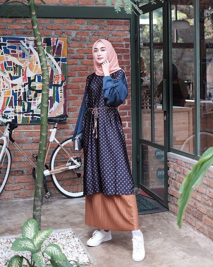 7 Model Tunik Motif ala Selebgram yang Modis Dipakai Buat Lebaran ...