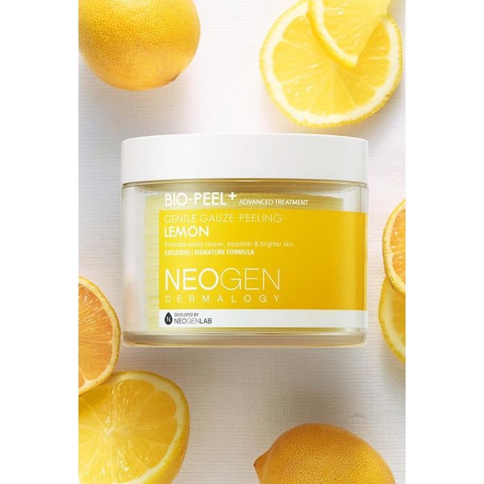 Deretan Produk Exfoliating Pads yang Bikin Tekstur Wajah Jadi Halus ...