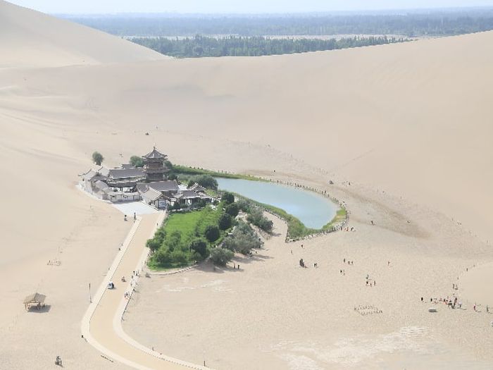 Punya Panorama yang Mengagumkan, Ini 6 Oasis Terindah di Berbagai Dunia ...