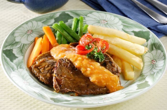 Asal-Usul Bistik Jawa, Sajian Eropa yang Diracik dengan Rempah Khas ...