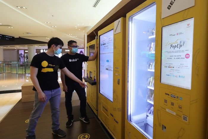Blibli dan Jumpstart Luncurkan Smart Vending Machine Pertama - Info ... Blibli dan Jumpstart Luncurkan Smart Vending Machine Pertama - Info ...