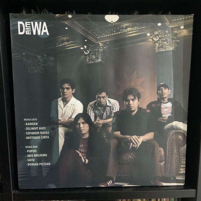 Baladewa Singapura Bikin Piringan Hitam Dewa 19, Satu-satunya di Dunia ...