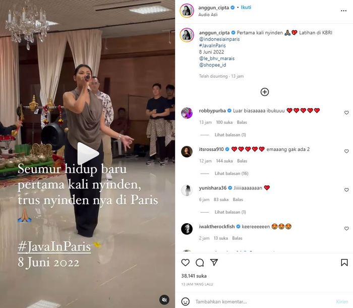 Heboh! Ini Momen Anggun C Sasmi Nyinden untuk Pertama Kalinya di Paris - Nova