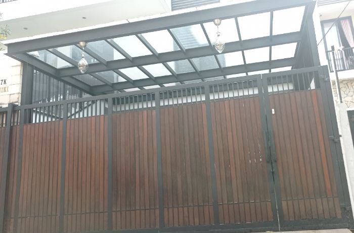 Begini Kondisi Rumah Nikita Mirzani Pasca Dipulangkan Polres Serang Kota Begini Kondisi Rumah Nikita Mirzani Pasca Dipulangkan Polres Serang Kota