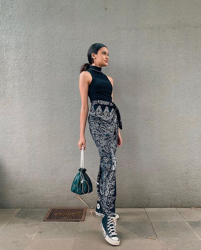 5 Ide Berkain Modis Buat 17an ala Pacar Bisma Karisma, Andira Hadley ...