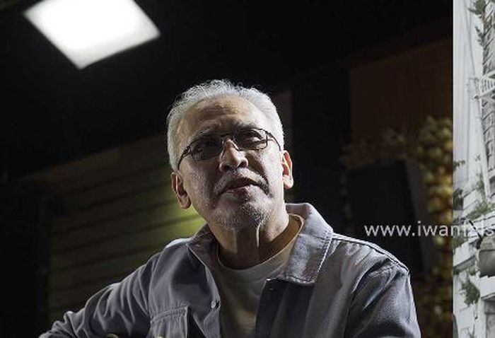 Biasa Tampil Berani Bawakan Lagu Bertema Kritikan Buat Pemerintah, Begini Aksi Imut Iwan Fals ...