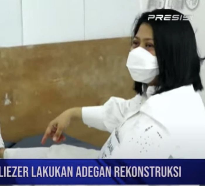 Tudingan Hubungan Badan dengan Kuat Maruf Viral, Putri Candrawathi Lakoni Adegan Begini di Kamar ...
