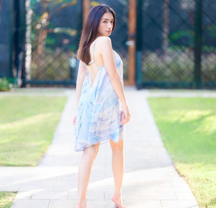 Angel Karamoy Tampil Seksi Pakai Busana Terbuka Pamer Kulit Putih Mulus hingga Curi Perhatian ...