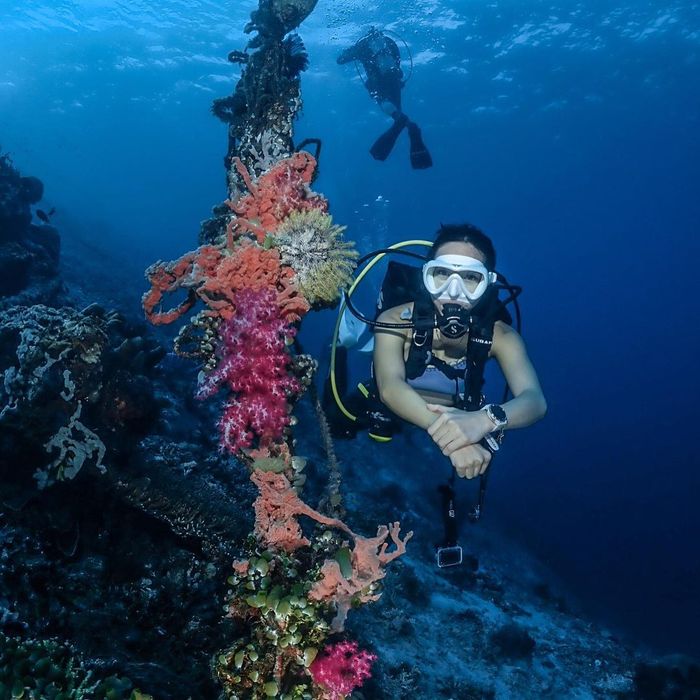 Kuat Main Tanpa Bobo, Gisel Dibikin Puas Foto Bareng Model Gagah - Fotokita