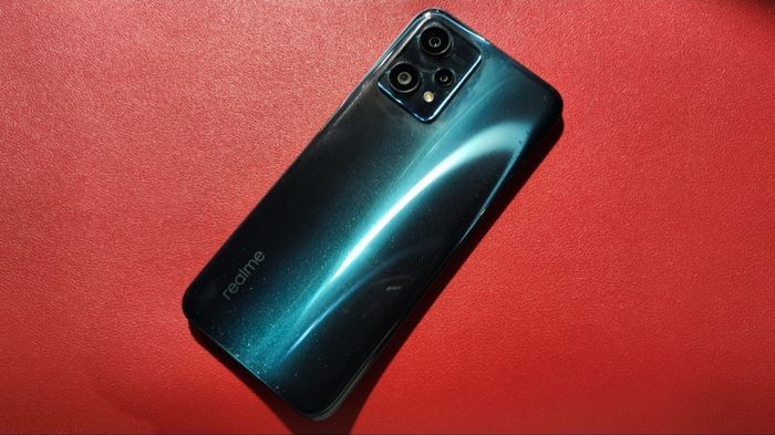 Tabel Spesifikasi HP Realme 9 Terbaru 2022, Layar AMOLED dan Triple ...
