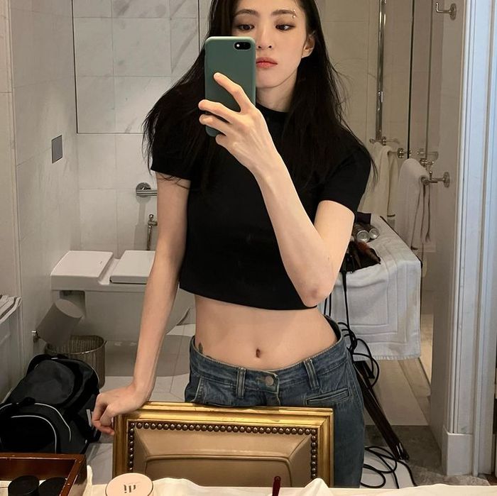 Aktris Han So Hee Pamer Piercing Dan Tindik Netizen Seksi Banget Semua Halaman Cewekbanget