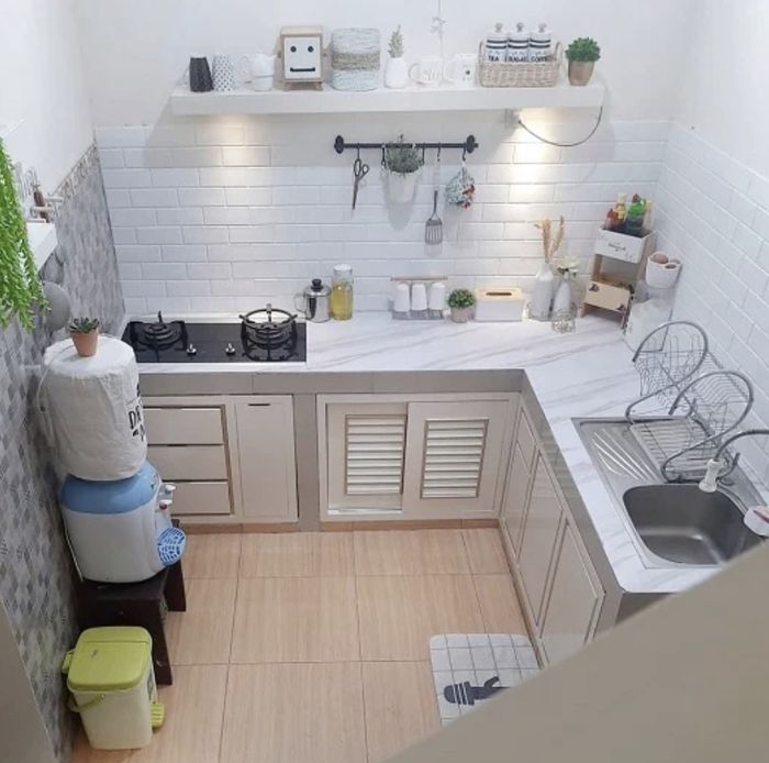 Minimalis Tapi Elegan! Desain Dapur Cantik Ubah Tampilan Rumah Mungil ... Minimalis Tapi Elegan! Desain Dapur Cantik Ubah Tampilan Rumah Mungil ...