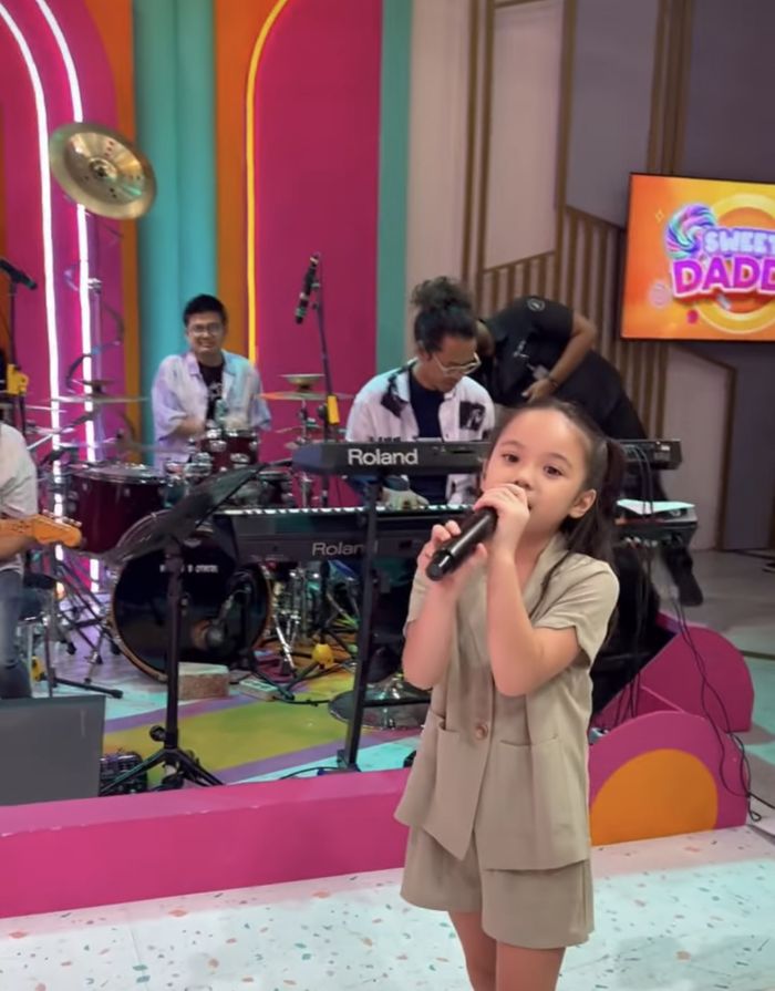 Gempi Pamer Nyanyi Diiringi Band Lengkap, Gisel Sampai Posting Foto ... Gempi Pamer Nyanyi Diiringi Band Lengkap, Gisel Sampai Posting Foto ...