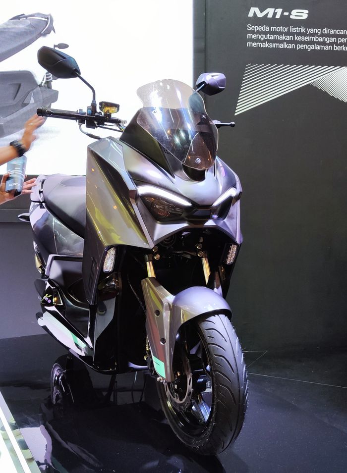 ION Mobility Pamer Motor Listrik ION M1-S di IMOS 2022, Setara Motor ...