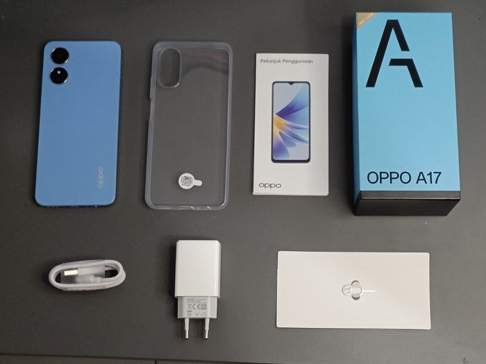 Unboxing dan Hands on OPPO A17, HP 2 Jutaan Pakai Desain Paling Premium ...