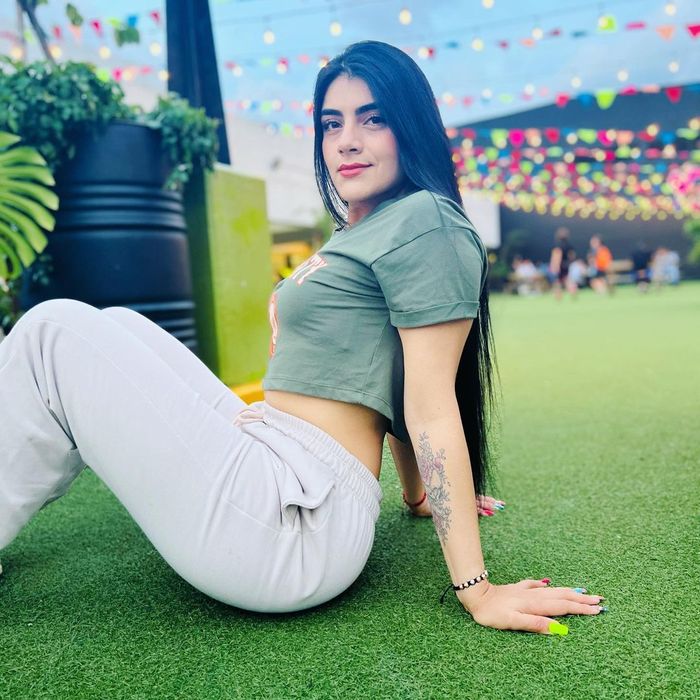 Para Pria Sampai Rela Diborgol, Polwan Paling Cantik di Dunia Tangkapi ... Para Pria Sampai Rela Diborgol, Polwan Paling Cantik di Dunia Tangkapi ...