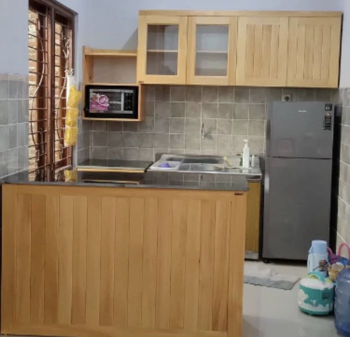 Agar Terasa Hangat, Desain Lemari Dapur Kayu Dirancang Pakai Trik Ini ...