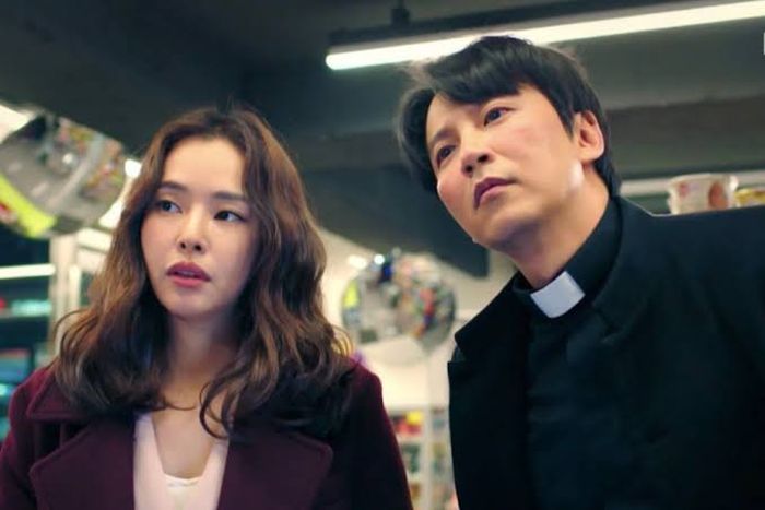 Sinopsis Drakor The Fiery Priest, Kim Nam Gil Jadi Pastor yang Hobi ...