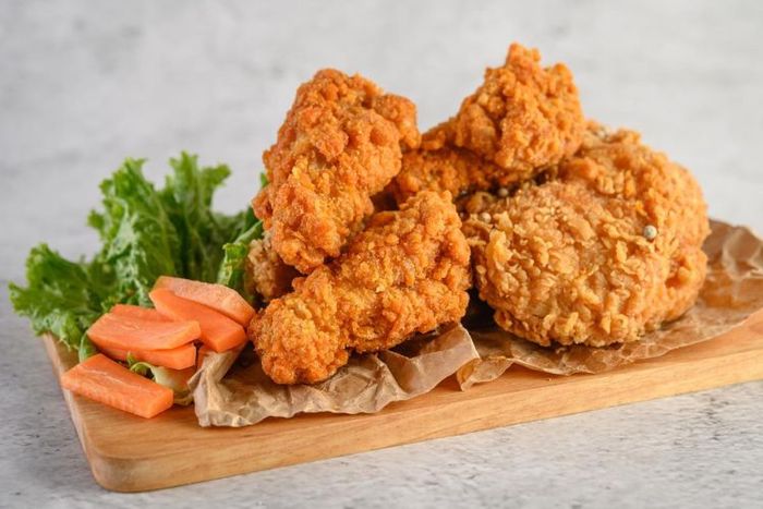 Tips Menghangatkan Ayam Goreng Agar Tetap Juicy dan Gak Keras, Dijamin ...
