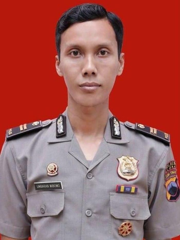 Anak Buah Jenderal Listyo Sigit Turun Tangan, Jabatan Iptu Umbaran ...